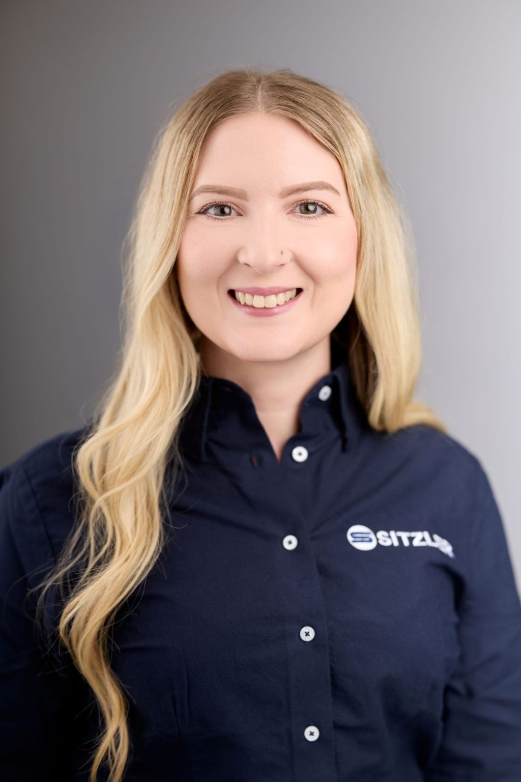 Meet Human Resources Manager, Tracy. - Sitzler